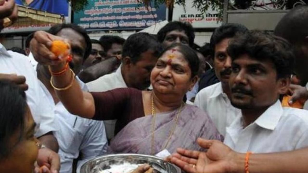 தனக்கு பெரியார் விருது வழங்கப்பட்டது ஏன்? பா.வளர்மதி விளக்கம் | Pa ...