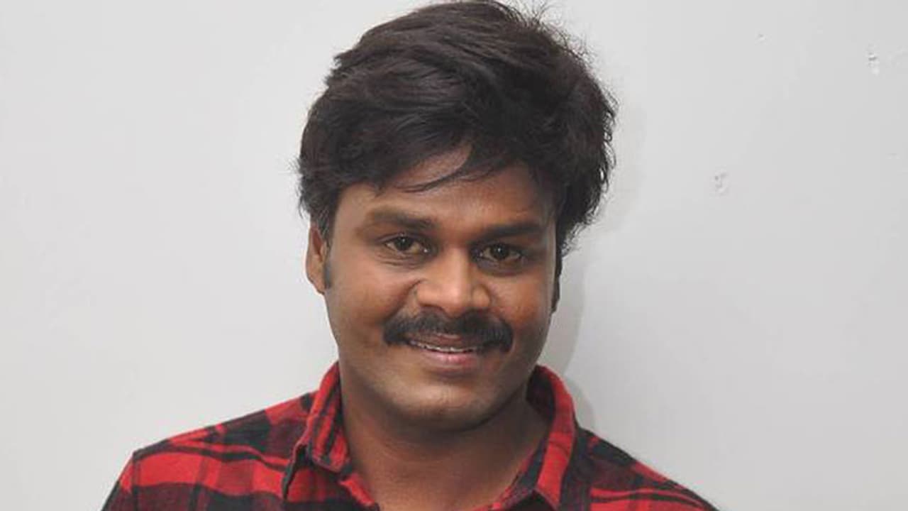 రాజకీయాల్లోకి నటుడు సప్తగిరి.. ఏ పార్టీలో చేరబోతున్నారు.. పోటీ చేసేది ...