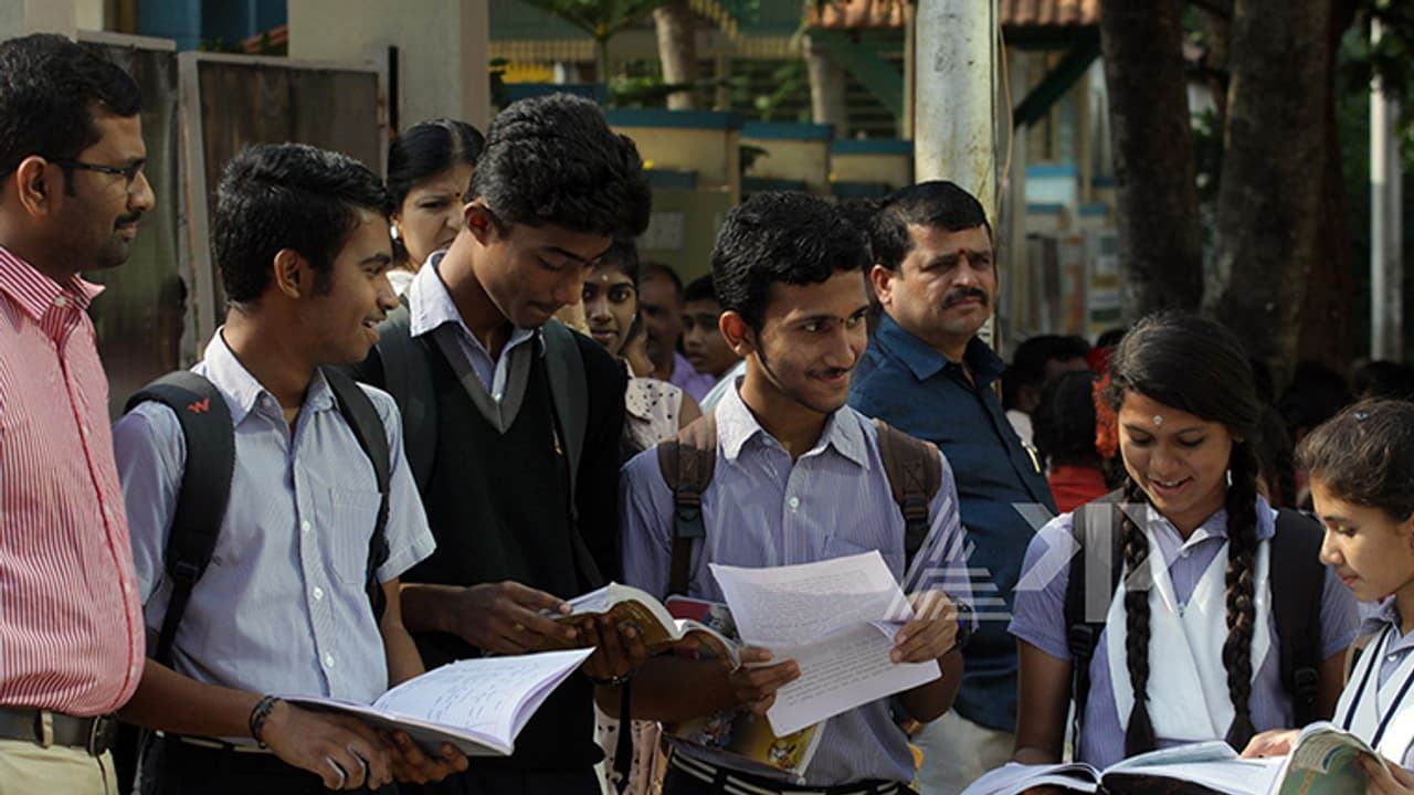 Ruby Rai again? Once again, Bihar topper appears clueless about the ...