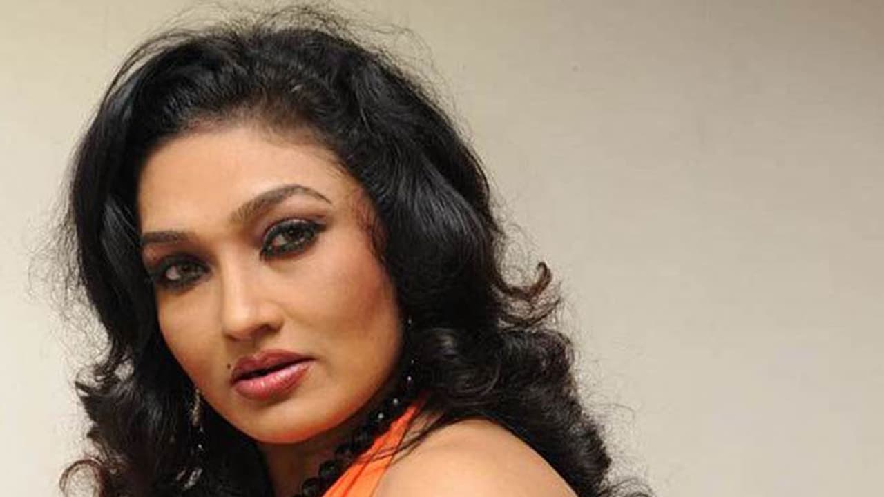 Ramya Sri’s Biography | Birth | Films | Facts | Ramya Sri Biography Iwh ...