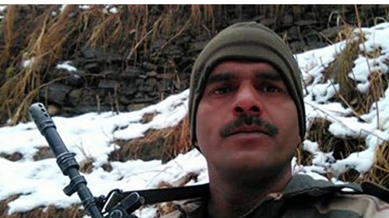 Controversial ex-BSF man to contest Lok Sabha election | Controversial ...