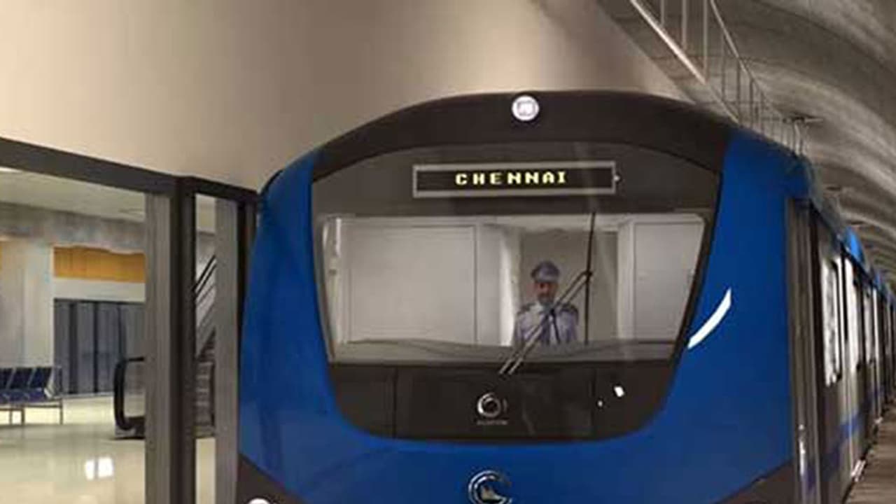Iron rod falls from a height of 90 feet at metro site, worker dies of ...
