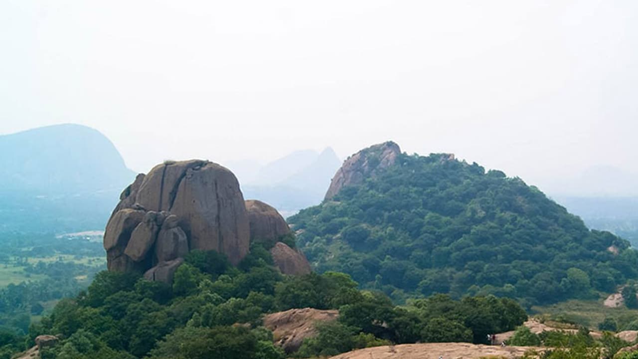 3 reasons to visit Ramanagara | Asianet Newsable