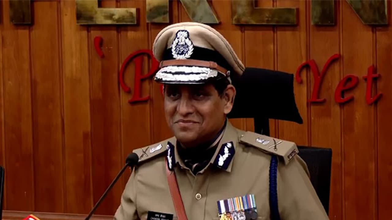 Kerala: New DGP's press meet turns chaotic after man demands justice ...