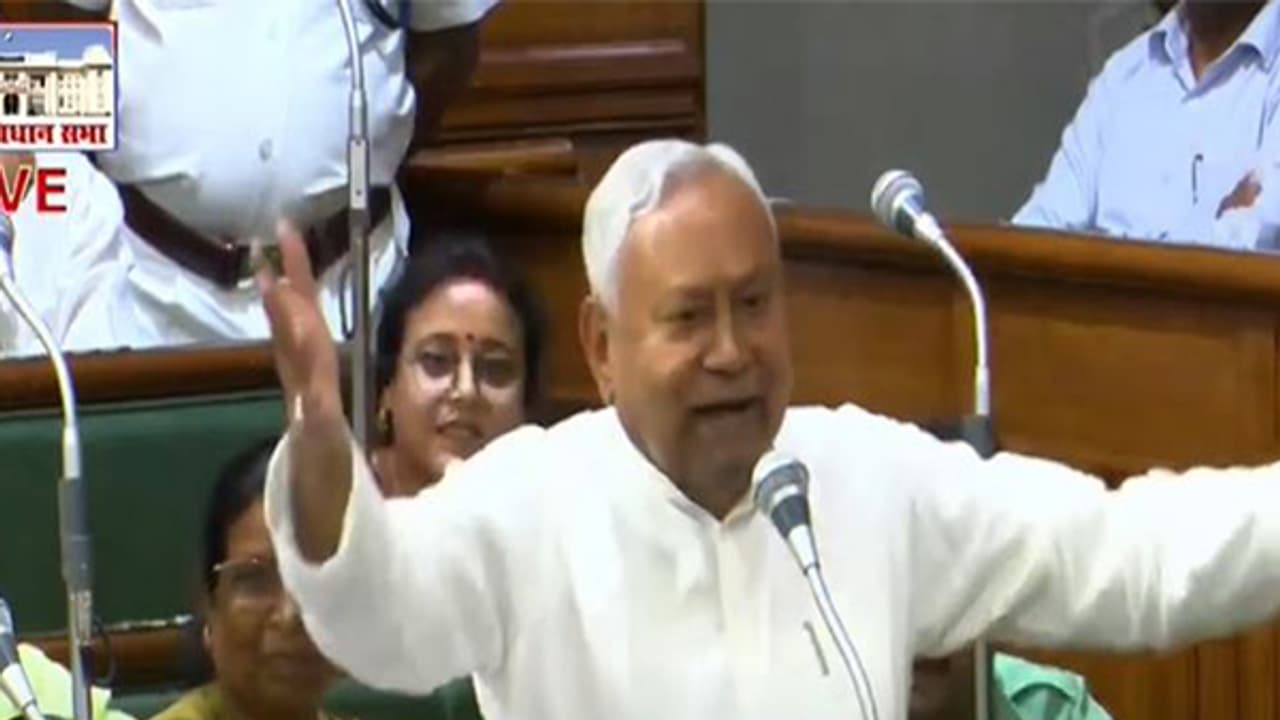 'You're Just A Kid, What Do You Know?': Nitish Kumar Loses Cool At Tejashwi in Bihar Assembly ...