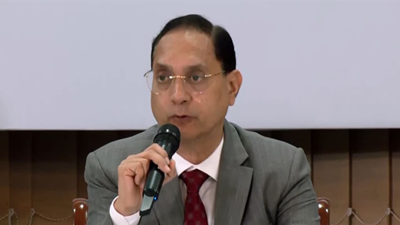 SEBI Chairman Urges Overhaul of Boardrooms, Calls for Culture ...