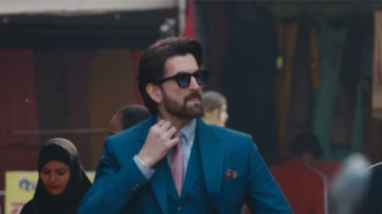 Who is the 'Chatur Naar'? Trailer for Neil Nitin Mukesh, Divya Khossla ...