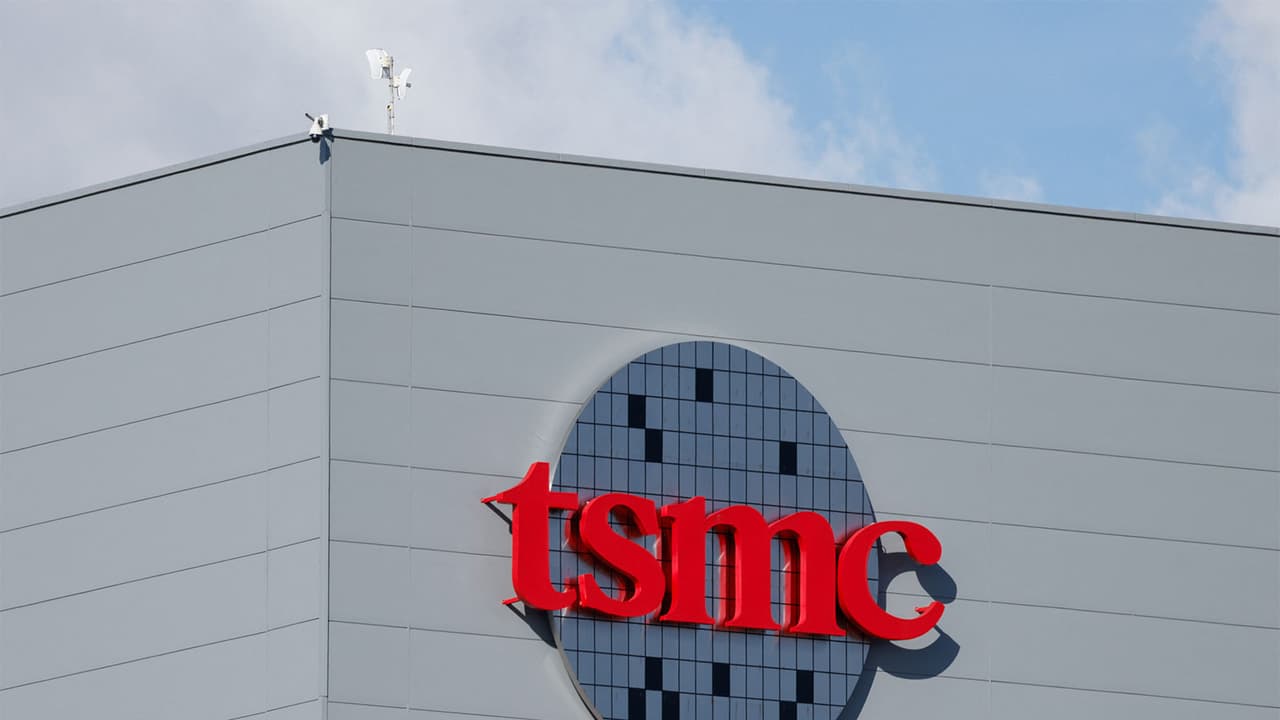 Semiconductor Giant TSMC Denies Intel Investment Talks; Check Details ...