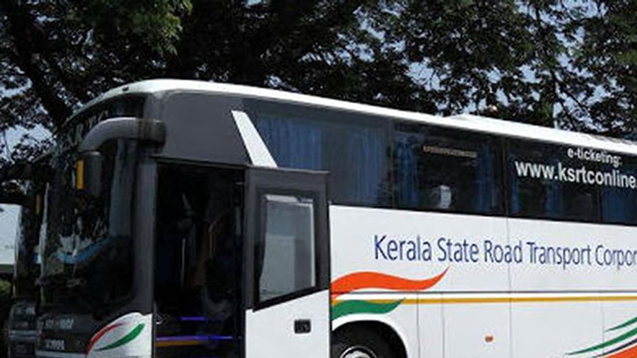 Ticketless journey in KSRTC Scania Bus | കെഎസ്ആര്‍ടിസി സ്കാനിയ ബസില് ...