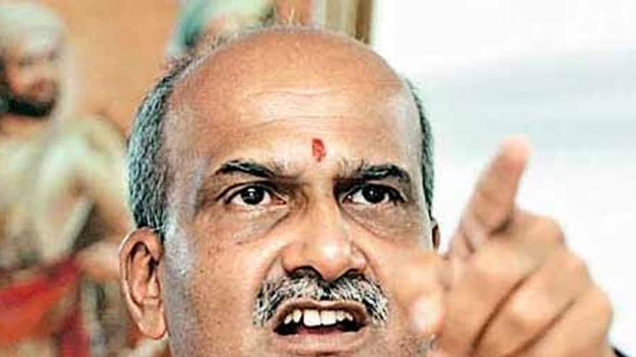 Pramod Mutalik booked for his bloodbath speech on Iftar meet in Udupi ...