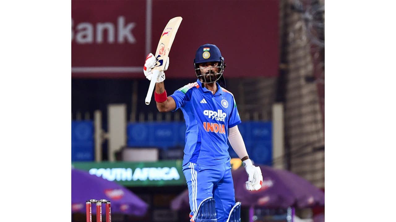 Ravi Shastri, Ian Smith heap praise on KL Rahul's brilliant ODI ton ...
