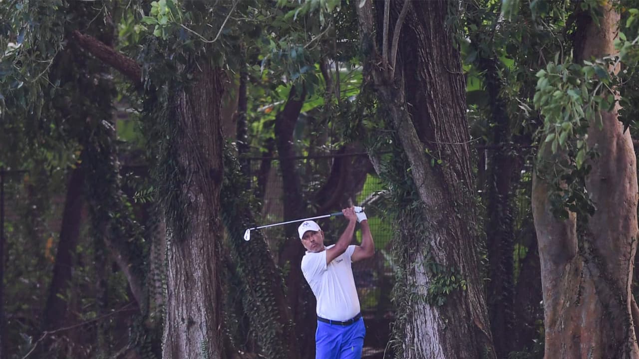 IGPL Invitational: Aryan Anand holds lead; Chawrasia, Daluwatte close ...