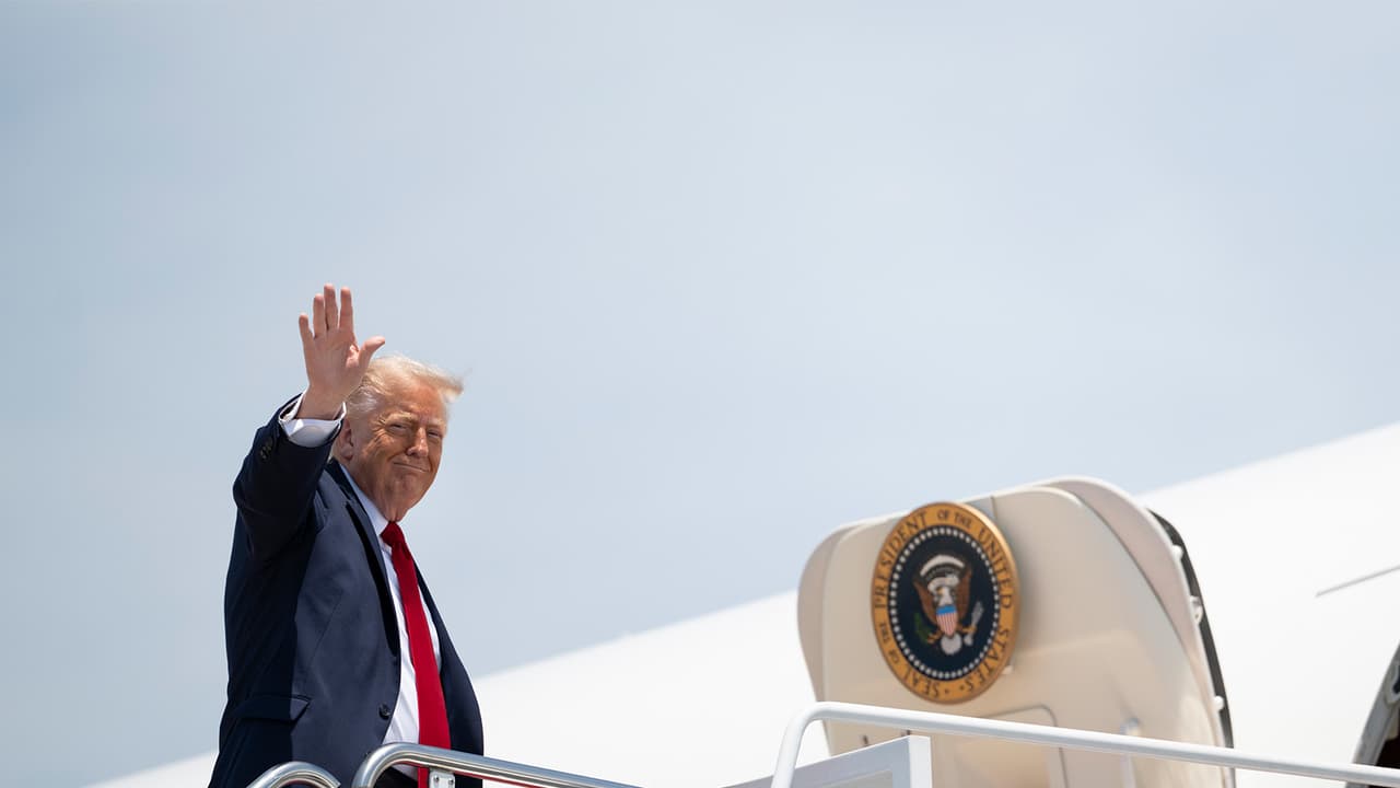 'You'll pay the price': Trump warns Iran amid 'steel wall' naval ...