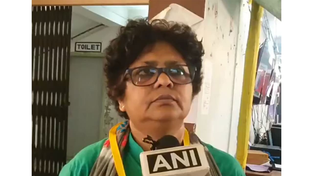 WB Polls: TMC alleges EVM battery glitch in Balurghat, to move court ...