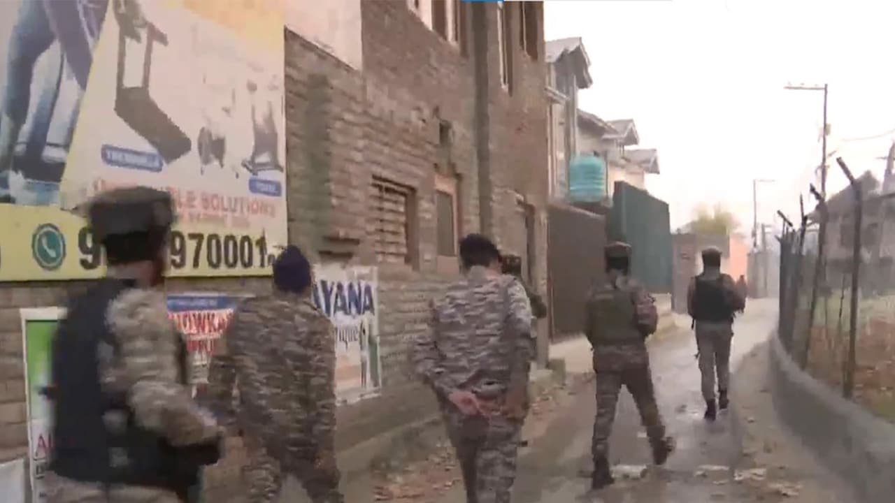 Srinagar blast: MHA terms explosion at Nowgam station that killed 9 an ...