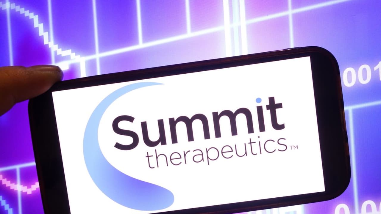 Summit Therapeutics’ Retail Chatter Explodes As Pfizer Trial Pact ...