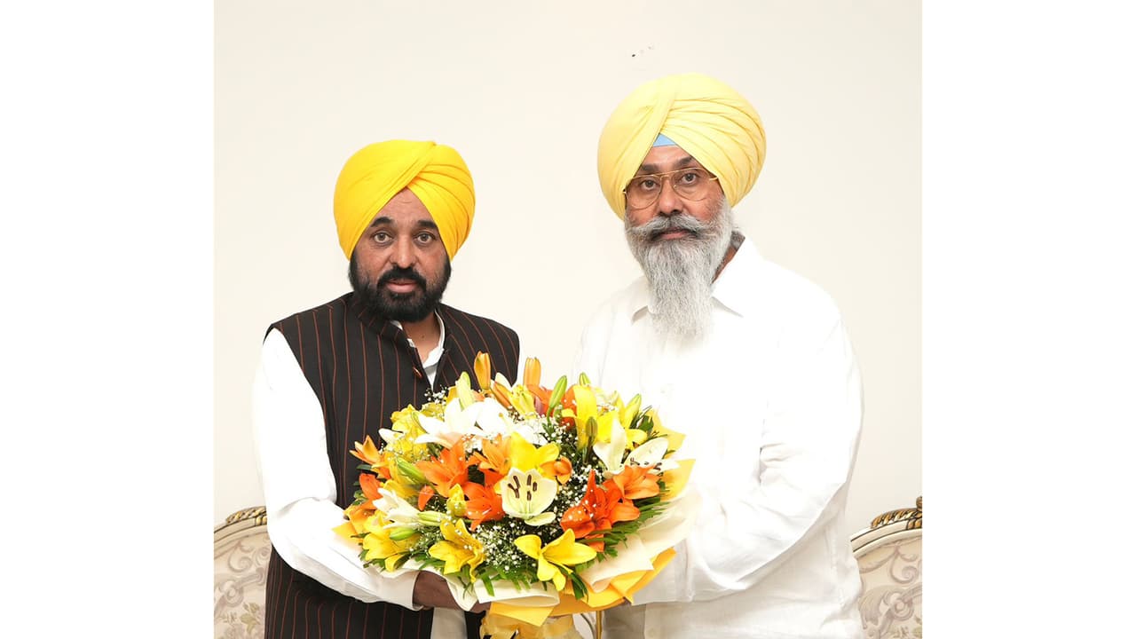 Punjab: New Tarn Taran MLA Harmeet Singh Sandhu sworn in, meets CM Mann ...