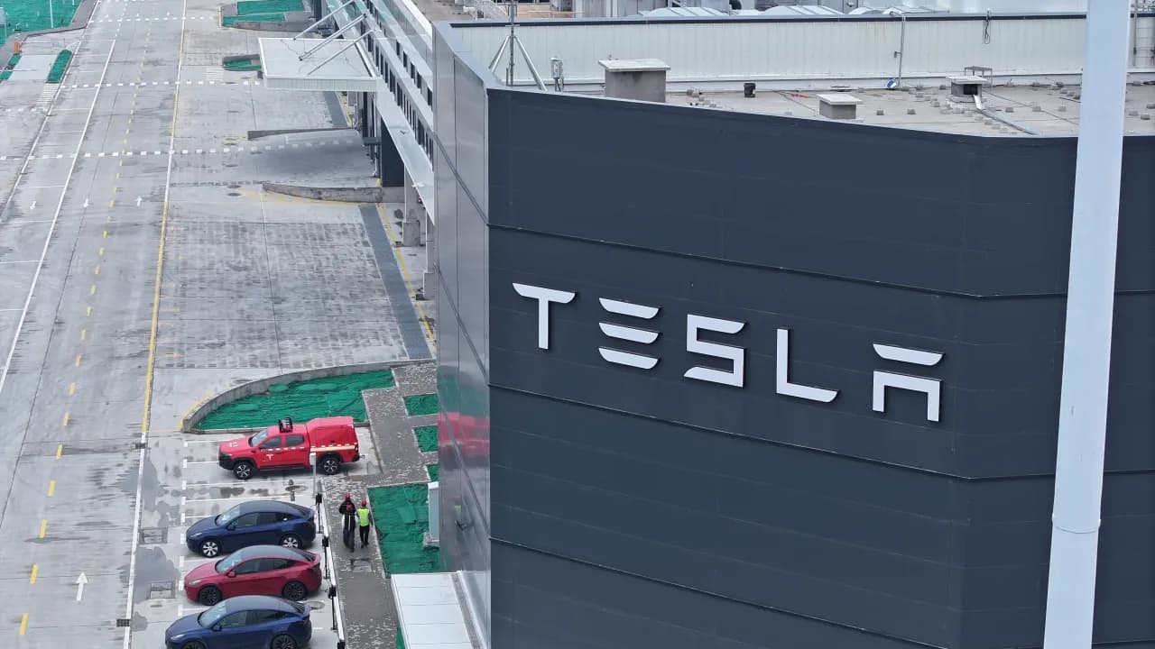 Tesla To Hold Annual Shareholder Meeting On November 6 Amid Growing ...