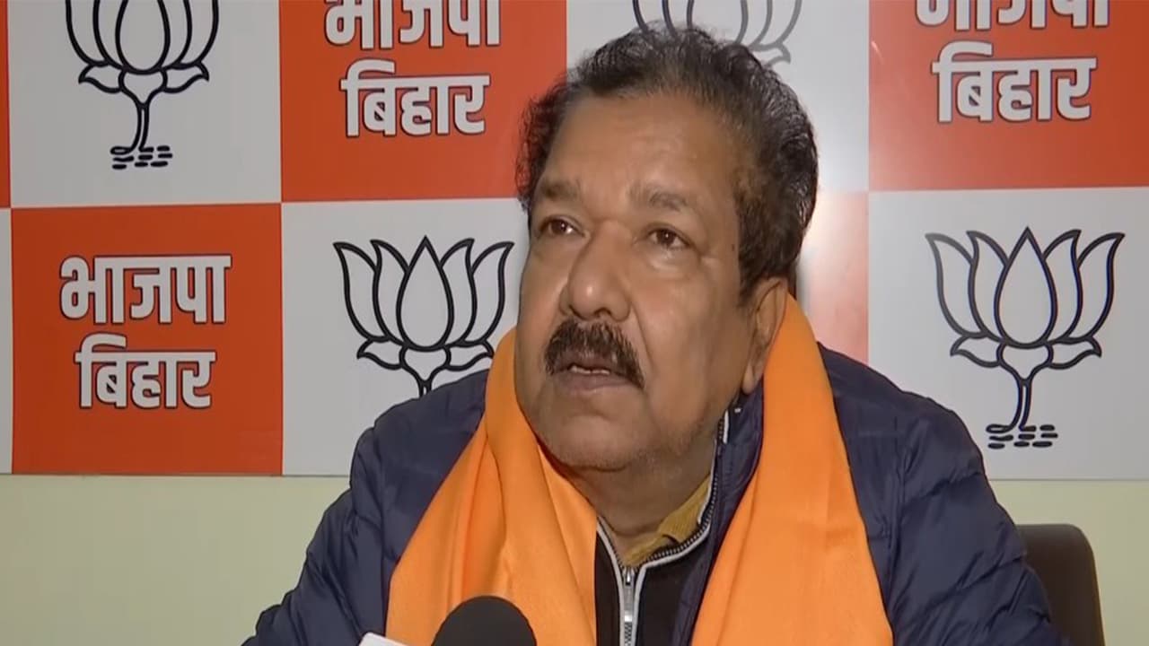 Jaiswal hits out at Owaisi's 'sensational' India-Pakistan remark ...