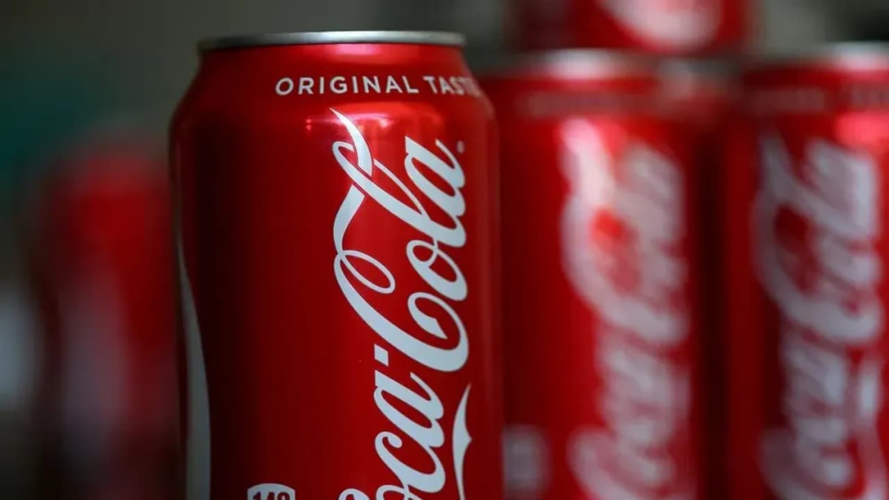 Coca-Cola Q3 Preview: Analysts Expect Top And Bottom Line Growth Amid ...