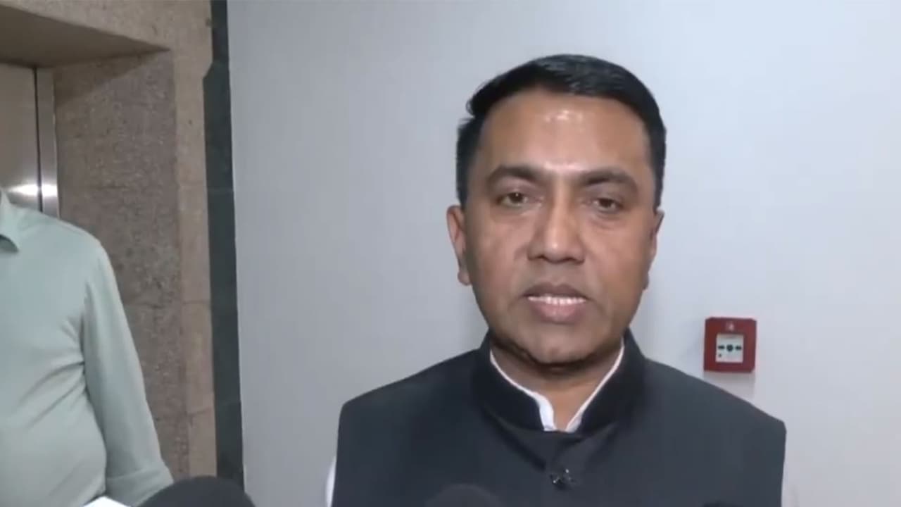 Goa nightclub fire: Officials who gave permission issued show-cause ...