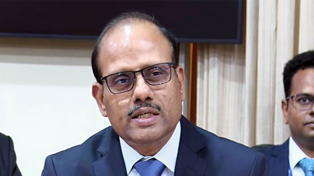Strong governance intent makes regulatory gaps, overlaps fade, says RBI ...