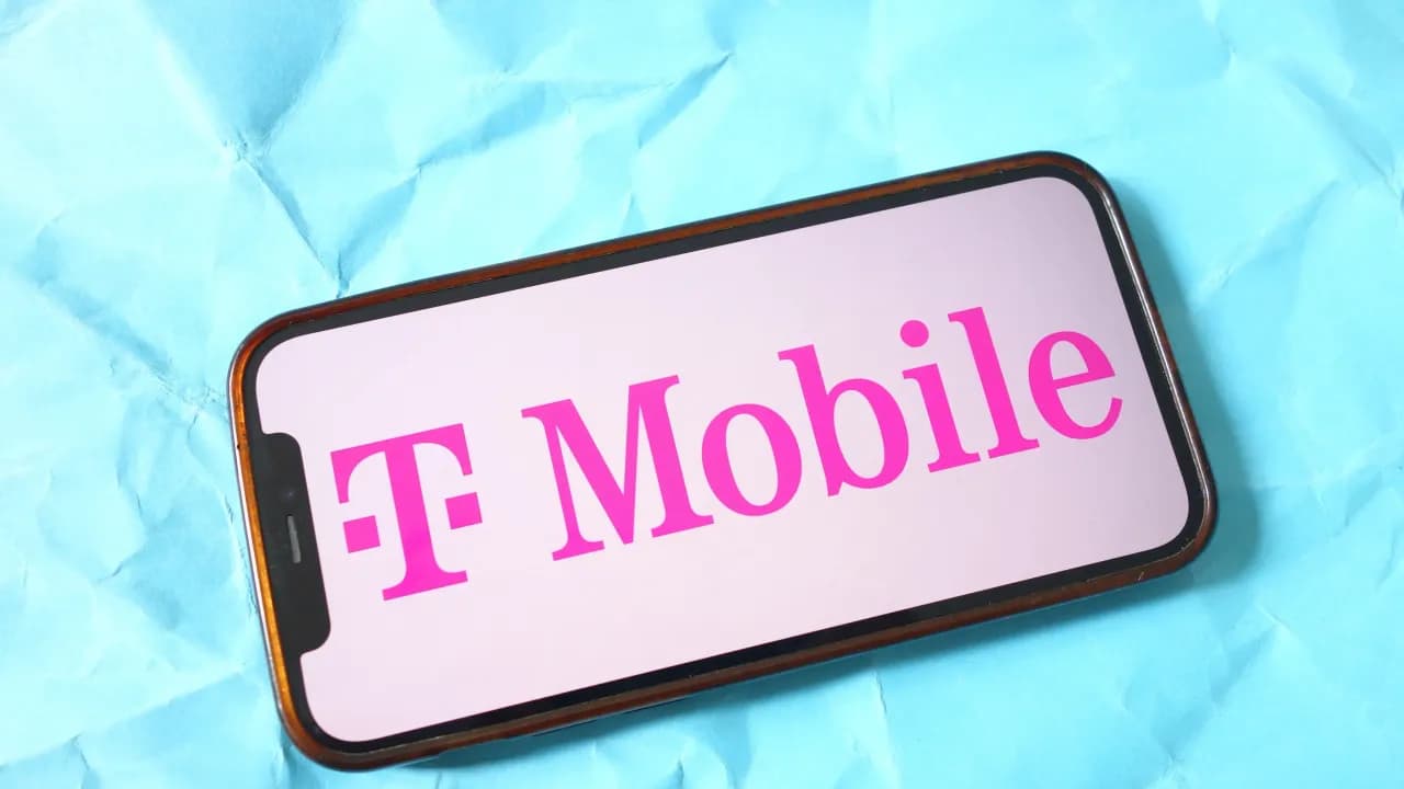 T-Mobile Names Srini Gopalan As Next CEO | Asianet Newsable