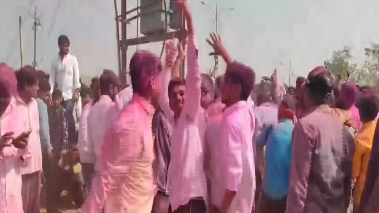 BMC Election Trends: Mahayuti alliance leads in 117 wards in Mumbai ...