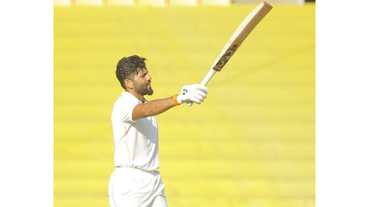 Dhruv Shorey hits 5th straight ton, equals N Jagadeesan's record ...