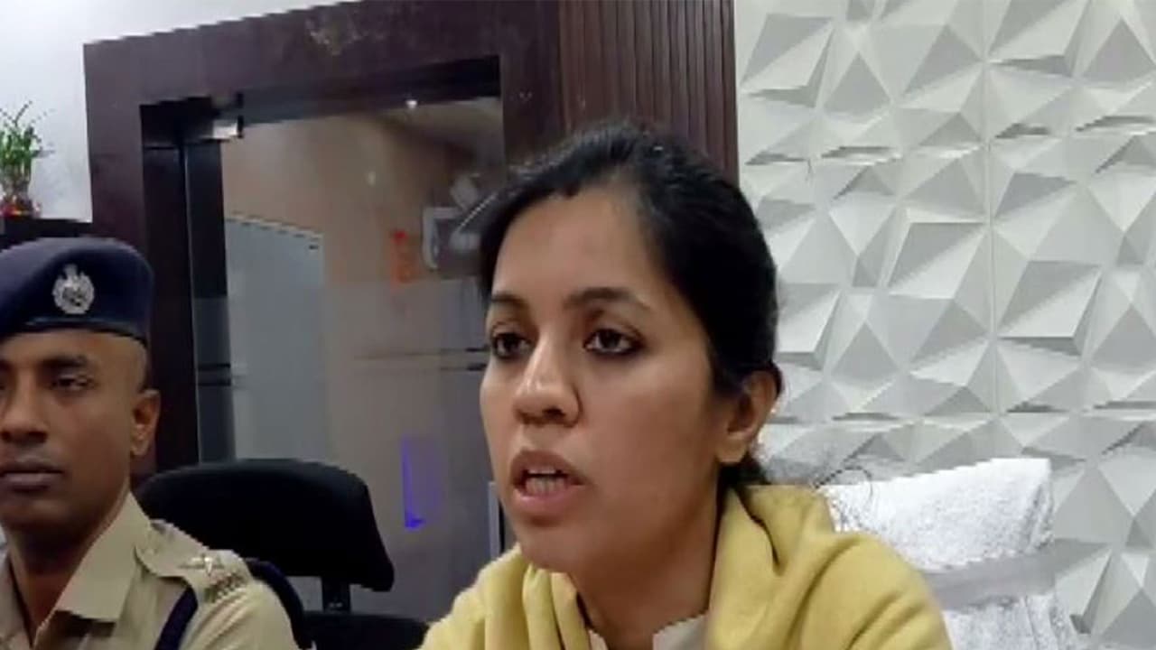 Rohtas DM Udita Singh refutes RJD's EVM tampering claim, states truck ...