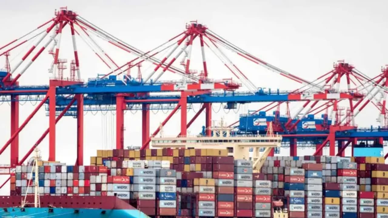 China's Ports Just Had Their Busiest Week Ever — Thanks To US Trade ...