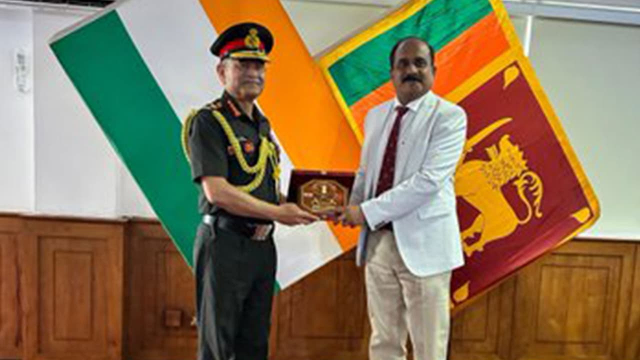 Indian Army Chief Meets Sri Lankan Officials to Boost Defence Ties ...