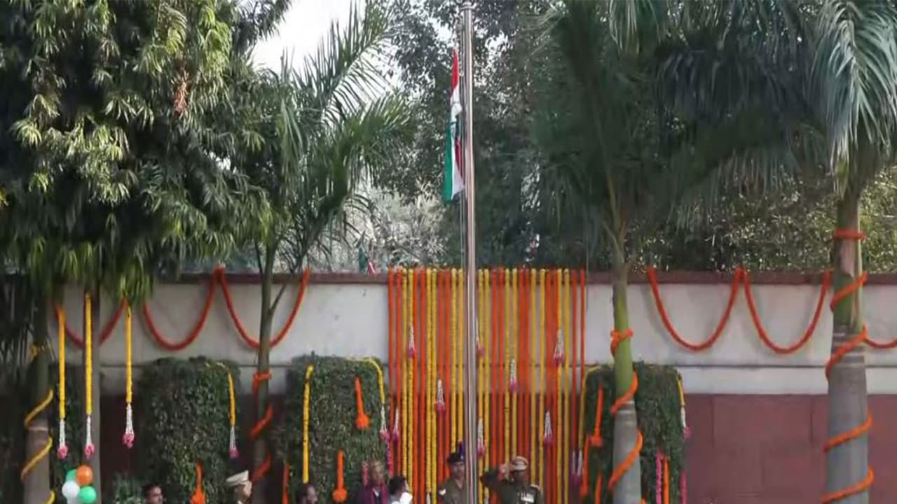 77th Republic Day: BJP's Nitin Nabin unfurls flag at party HQ | Asianet ...