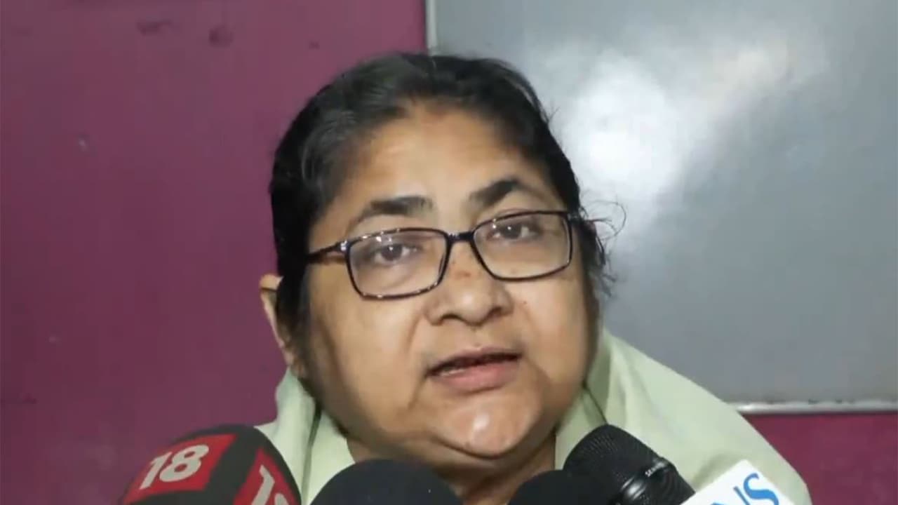 Dola Sen confident of justice after FIR against Abhishek Banerjee ...