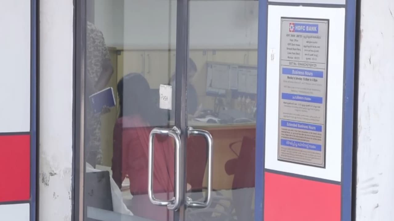 CMRL-Exalogic case: ED inspects T Veena's bank locker, accounts ...