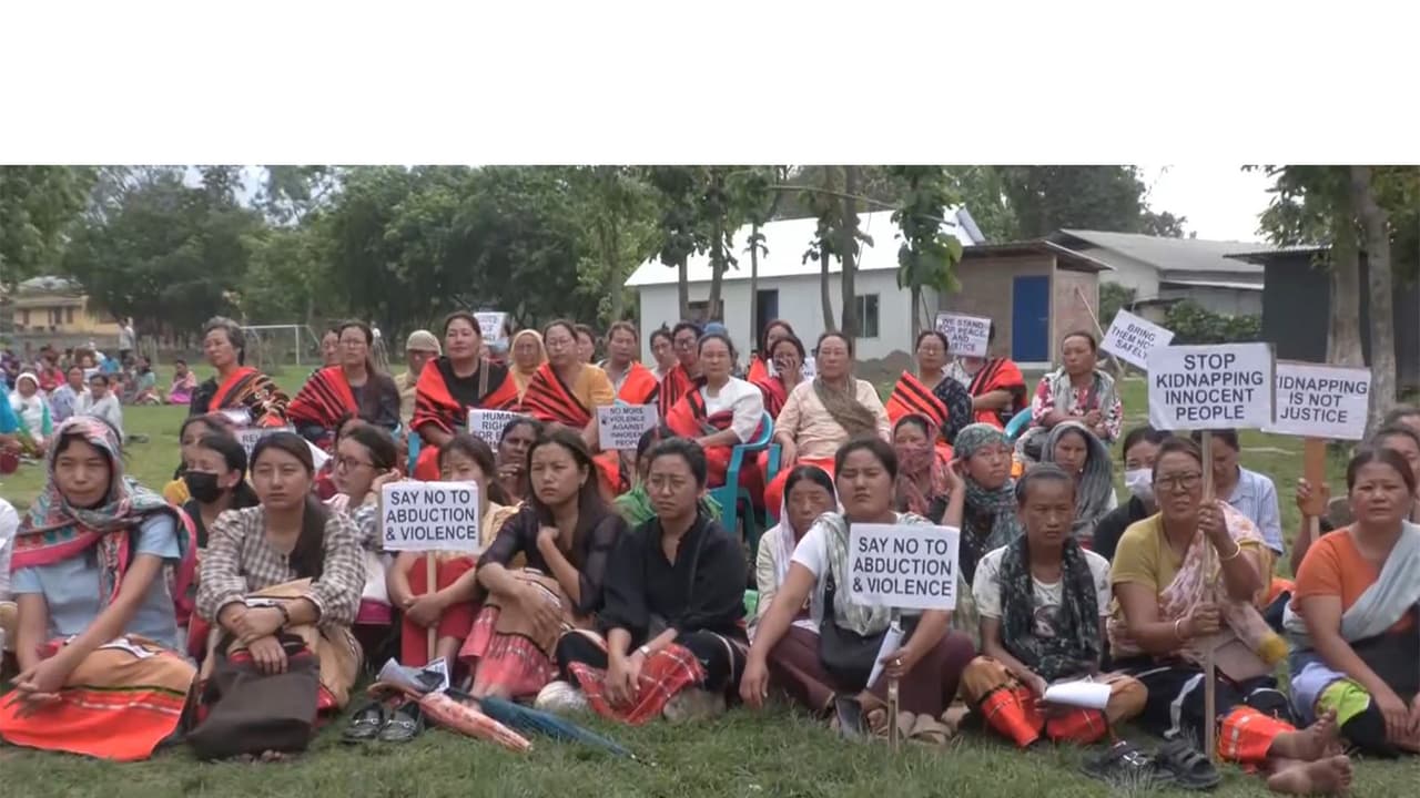 Manipur: Protest demands release of 6 hostages from Kuki terrorists ...
