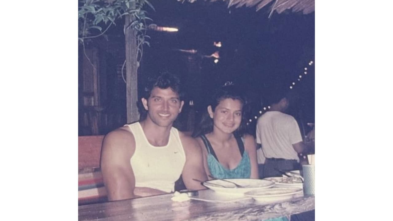 Ameesha Patel gets nostalgic, shares rare 'Kaho Naa Pyaar Hai' pic ...