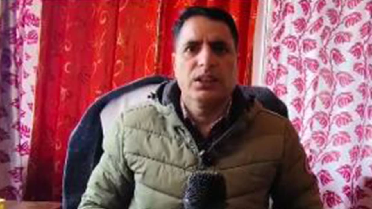 Char Dham Yatra: Pilgrim enthusiasm surges at Badrinath, Kedarnath ...