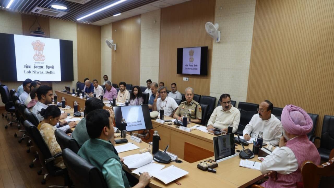 Malviya Nagar fire: Magisterial inquiry ordered after 21 deaths ...