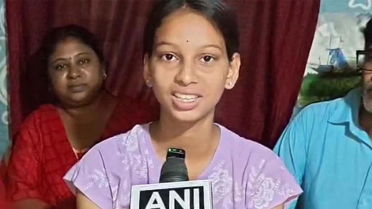 West Bengal girl's sketch of PM Modi earns her a personal letter ...