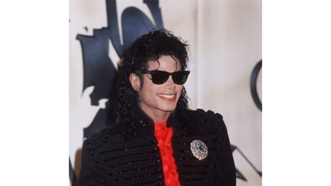 Michael Jackson lawsuit: Judge moves USD 200M case to private ...