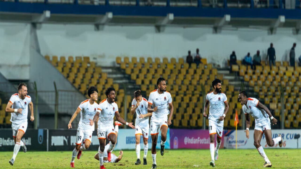 AIFF Super Cup 2025-26: Punjab FC beat Bengaluru FC 5-4 in a dramatic ...