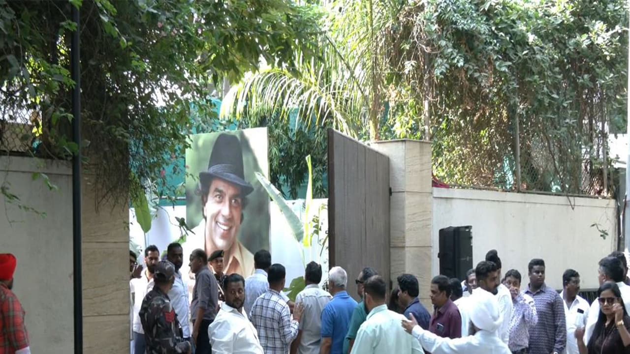 Dharmendra's 90th Birthday: Fans gather at late actor's residence ...