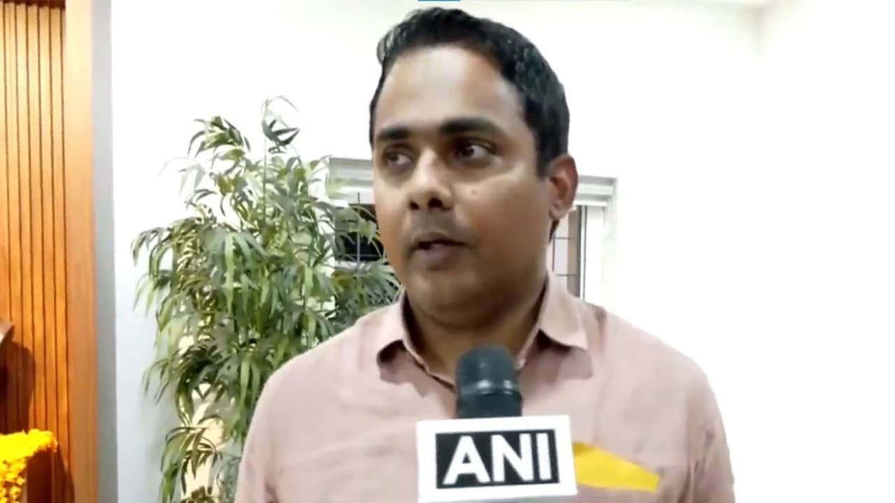 BJP accuses Cong, CPI(M) of 'saving' expelled MLA Mamkootathil ...