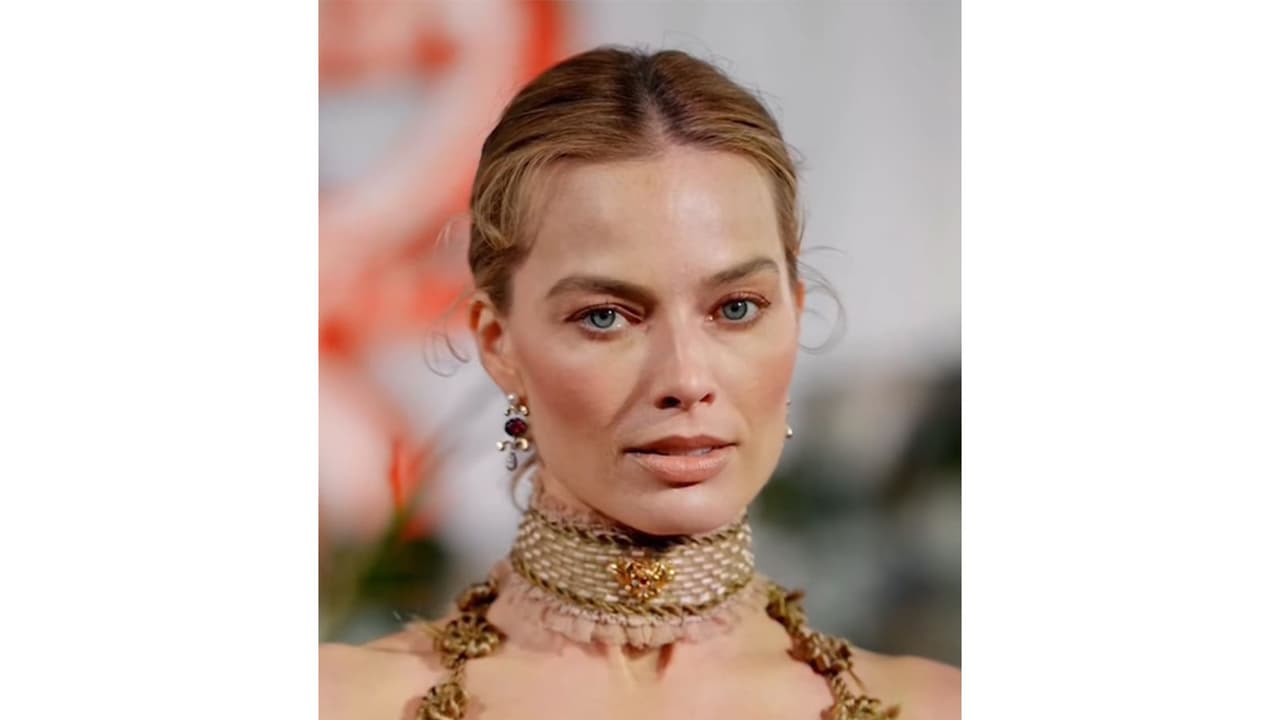 Margot Robbie recalls male co-star giving her a 'lose weight' book ...