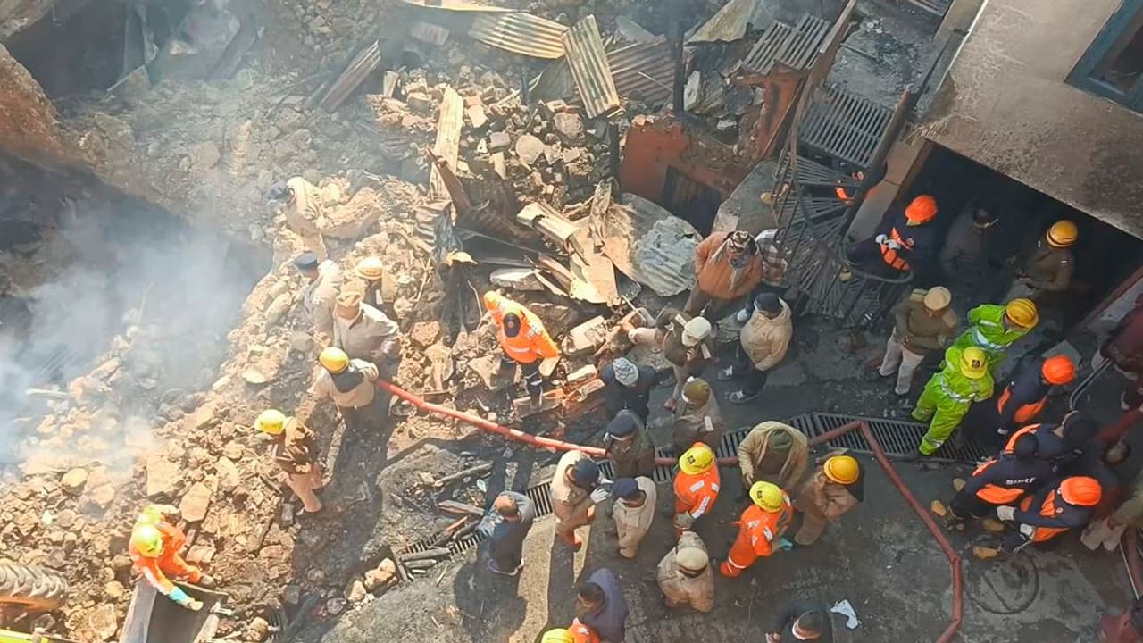 Solan fire: 8-year-old child dead, CM Sukhu orders probe into blaze ...