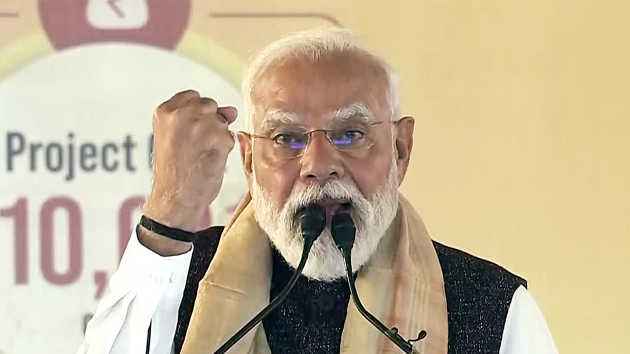 PM Modi hails Atal Bihari Vajpayee's conduct on 101st birth anniversary ...