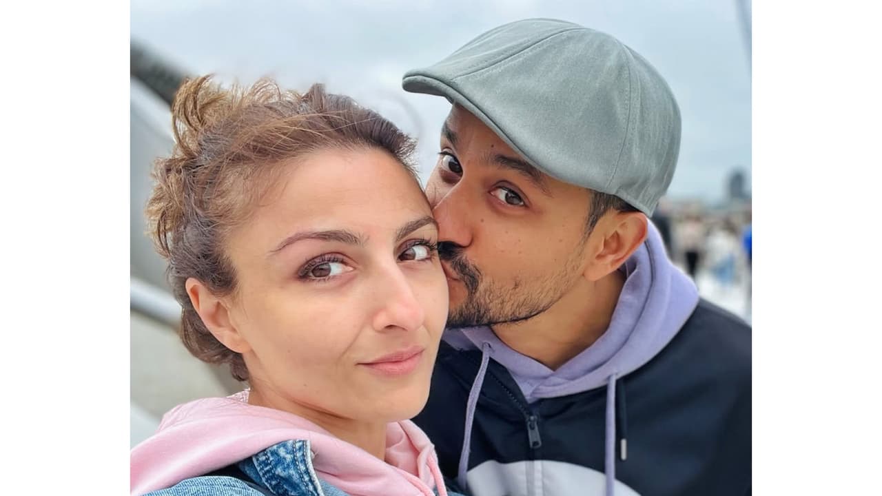 Soha Ali Khan shares goofy Valentine's Day post for Kunal Kemmu ...