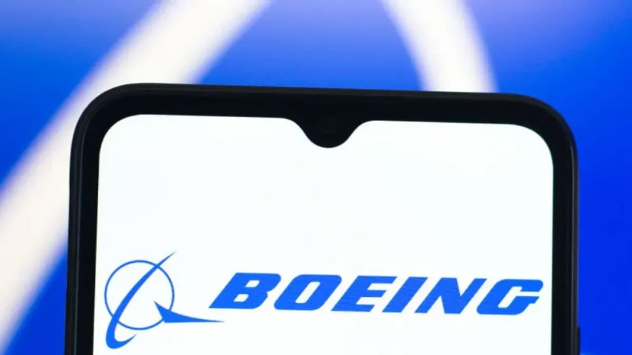 Boeing CEO Kelly Ortberg Says Company Will Resume China Deliveries Next ...
