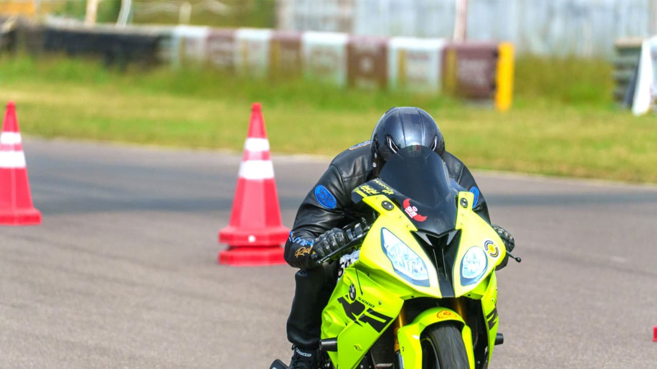 Muddappa strengthens title grip with two victories at MIC, Chennai ...